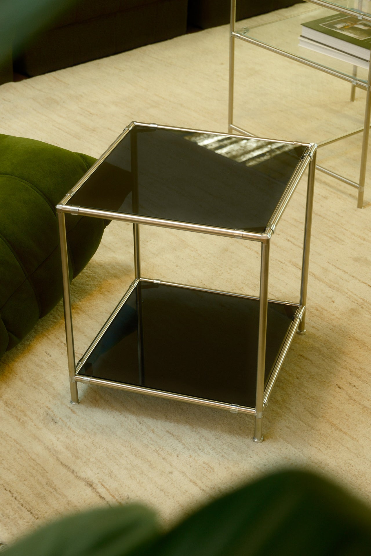 Stylish MBS 1x1 Shelf Table for Modern Spaces | Mugu